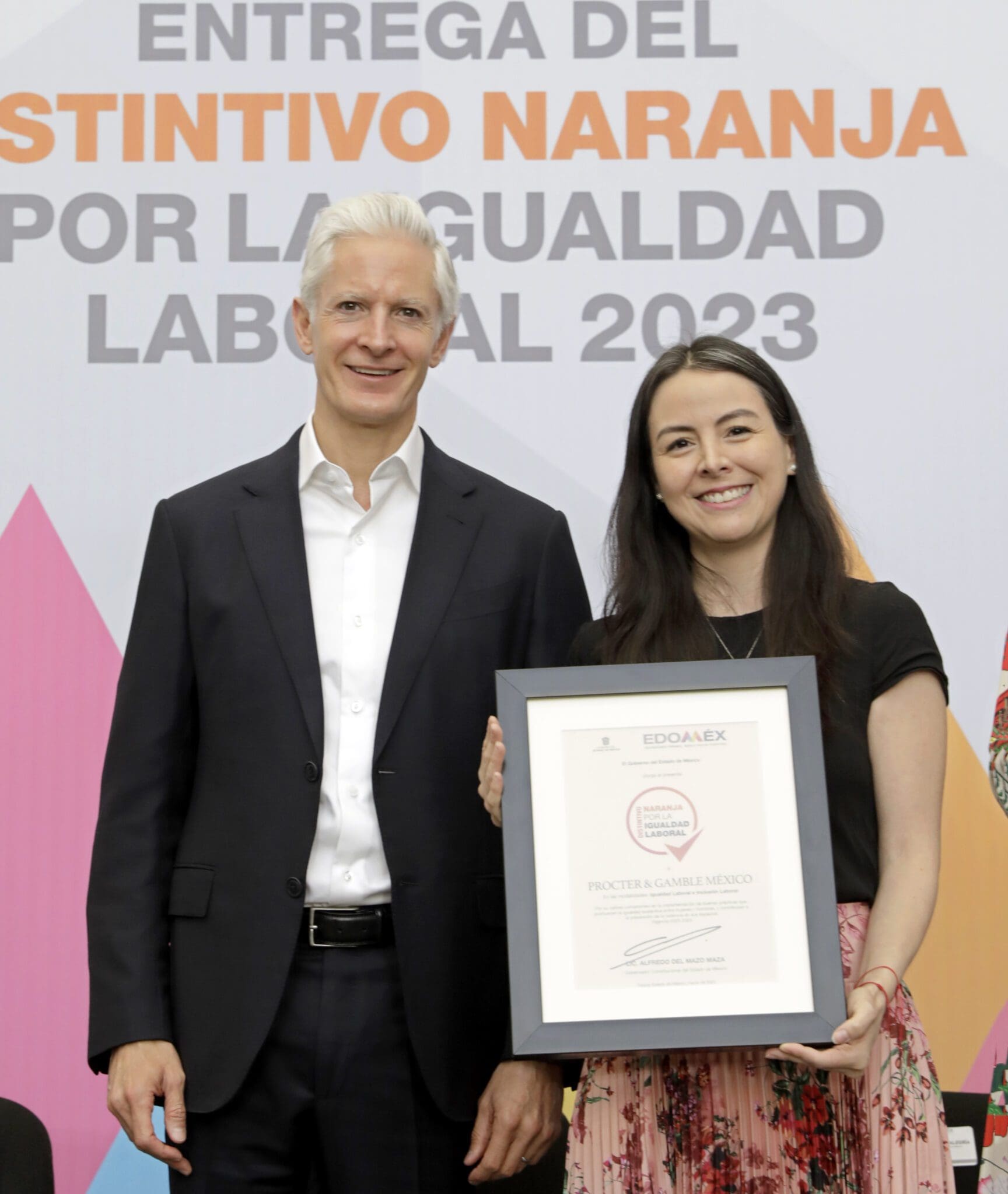 Entrega Alfredo del Mazo el Distintivo Naranja por la Igualdad Laboral ...